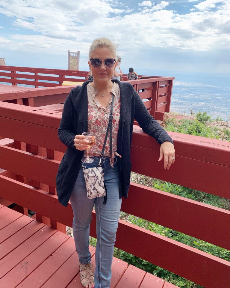 Terri Conn QVC: Age, Husband, Net Worth, Family, Height